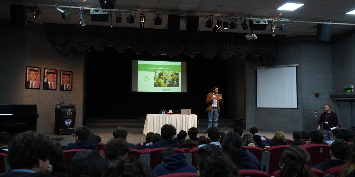 If Only You Knew delivers a presentation at Al-Raed Al-Arabi School